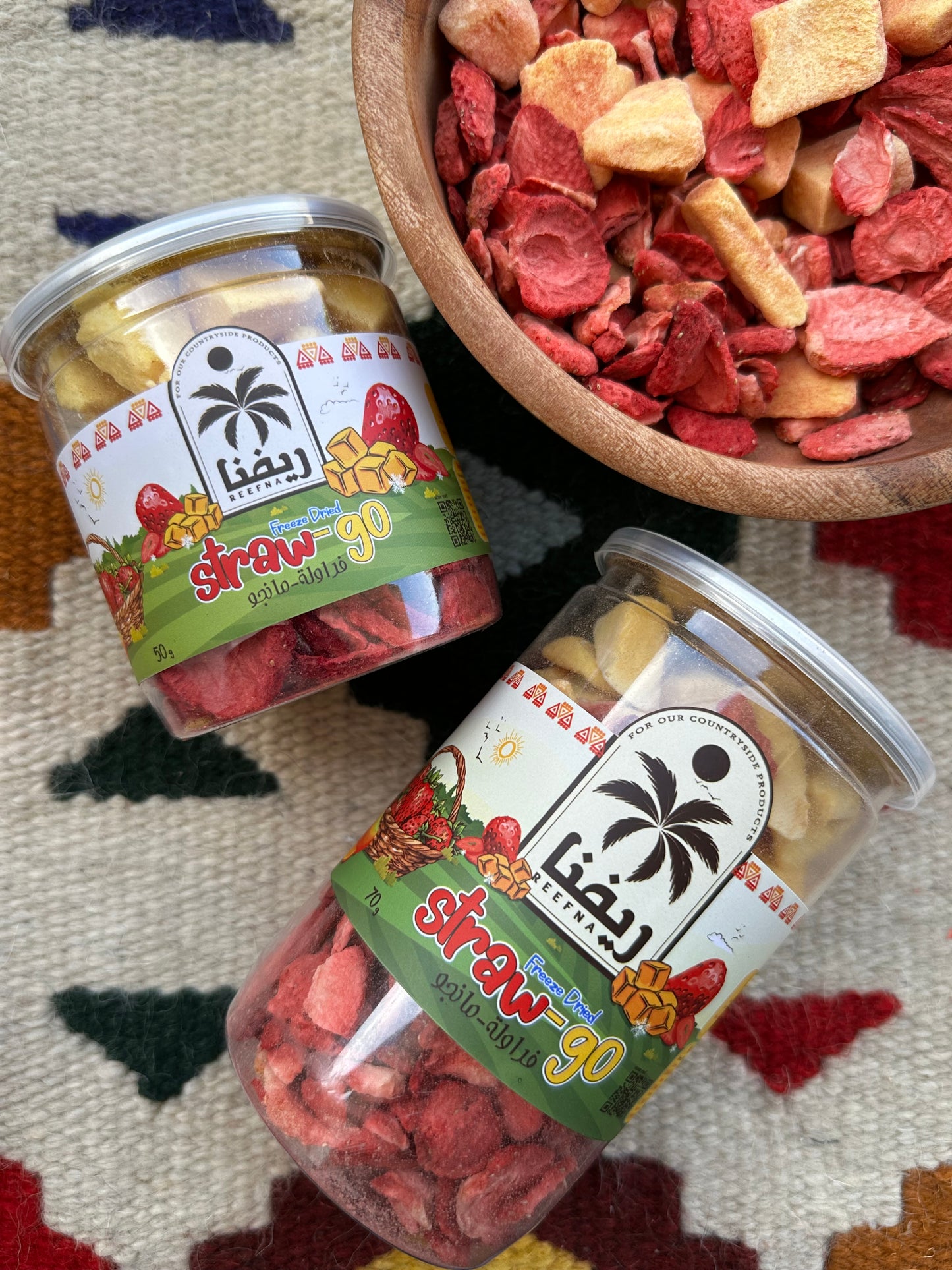freeze dried straw premium fruit snack crunchy delight